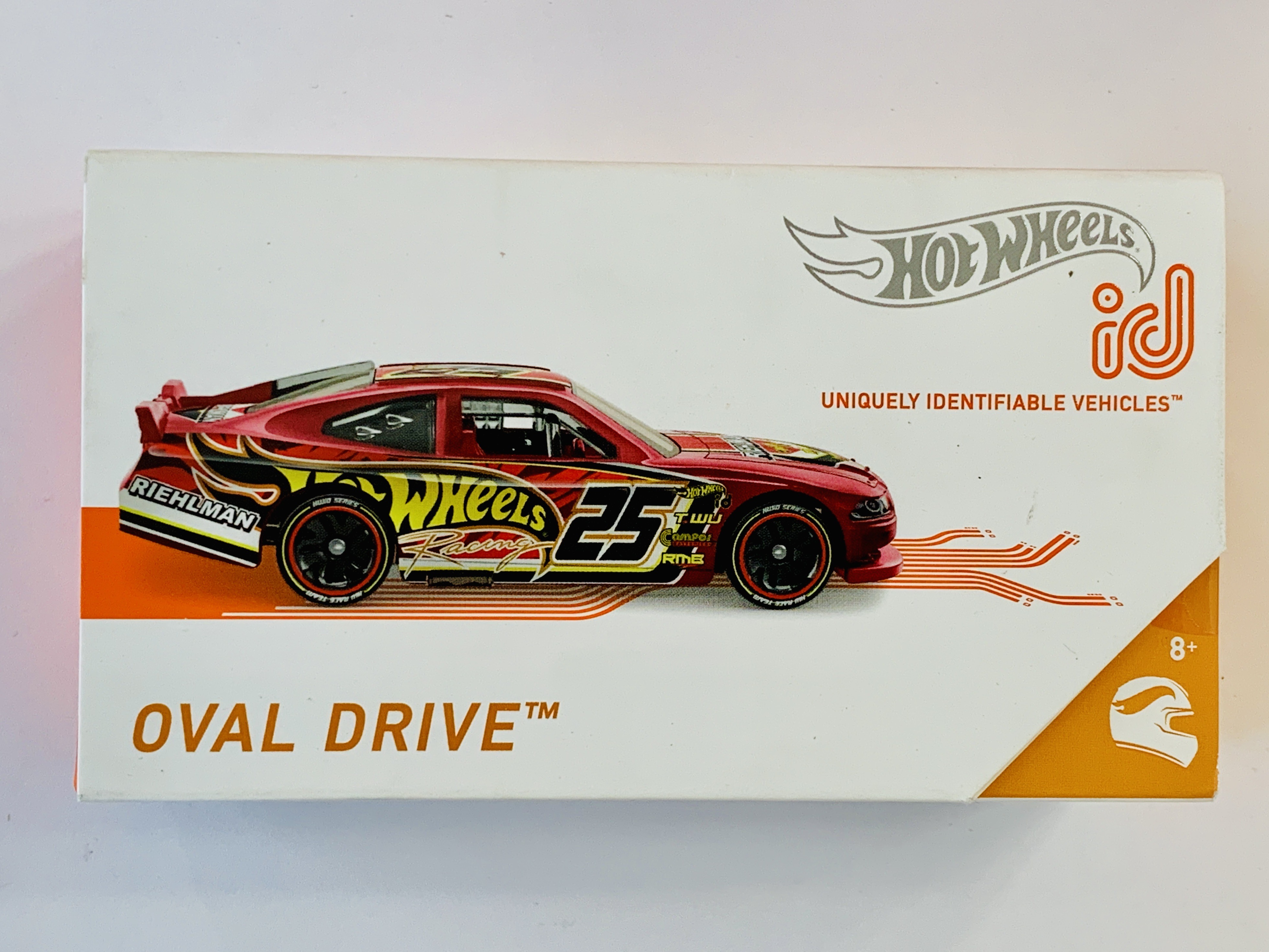 Hot Wheels ID Oval Drive