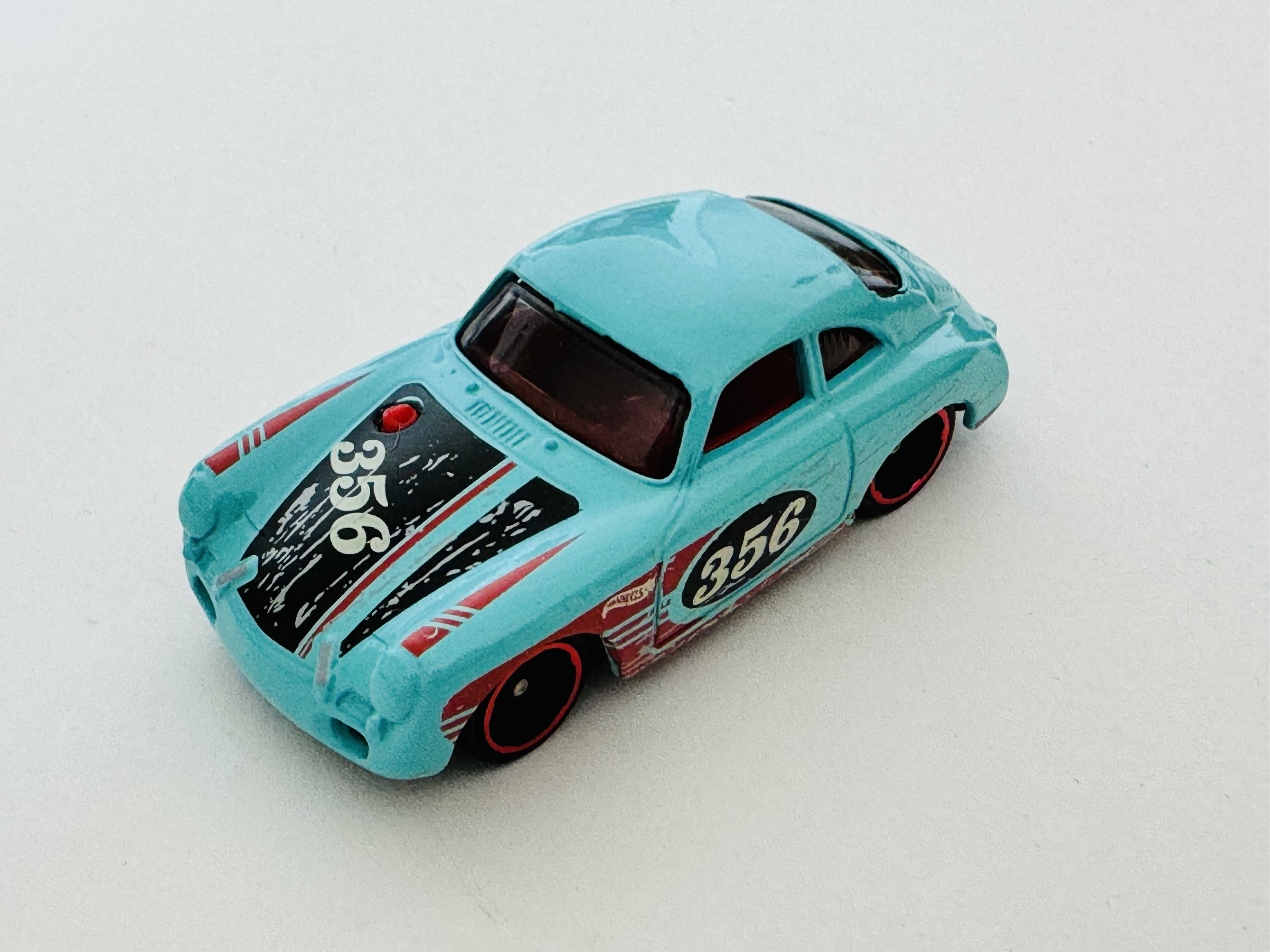 Hot Wheels Mystery Car Porsche 956 Outlaw