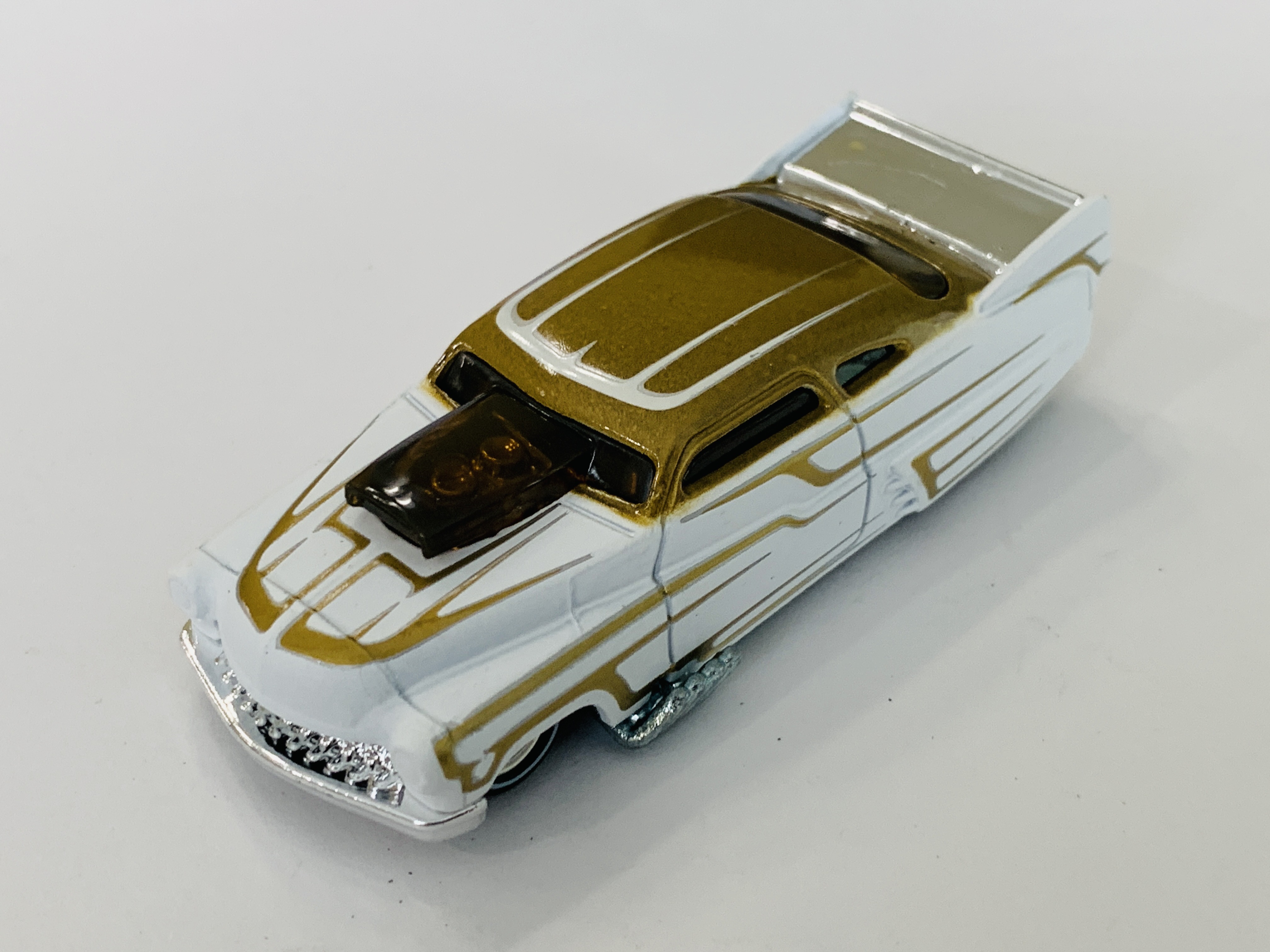 Hot Wheels Boulevard '49 Drag Merc
