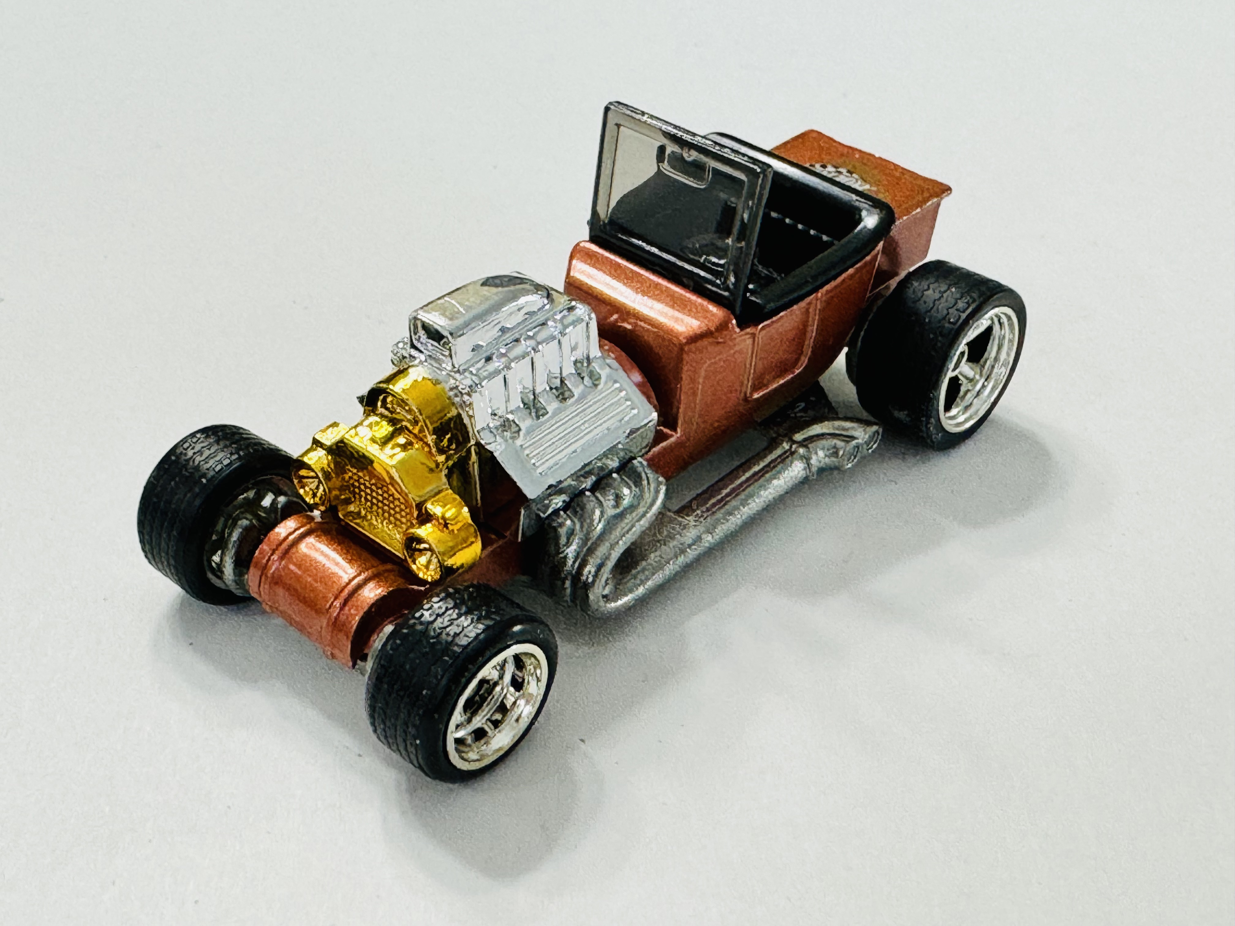 Hot Wheels Larry's Garage T-Bucket Signed Chase