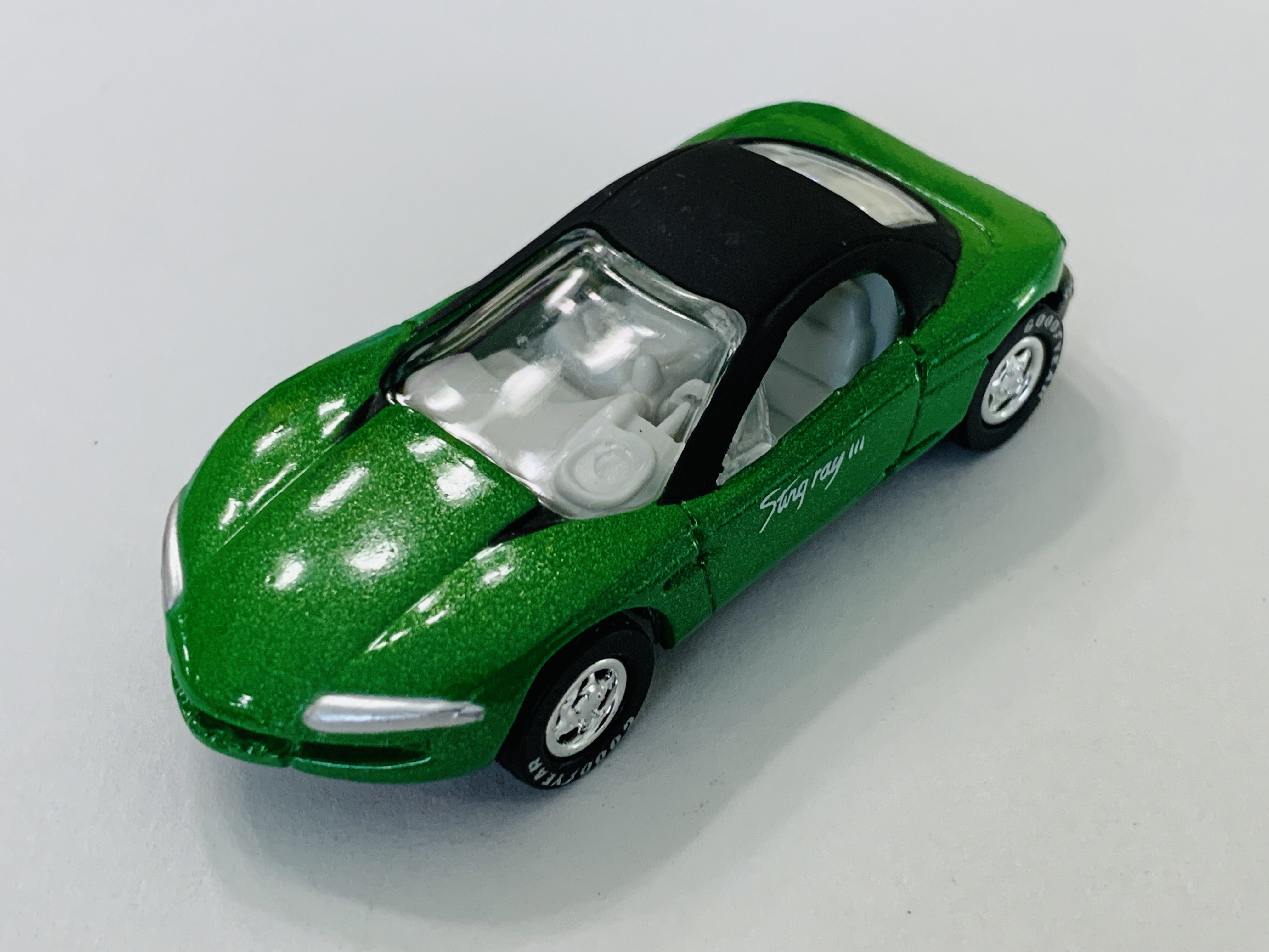 Johnny Lightning Corvette Stingray III