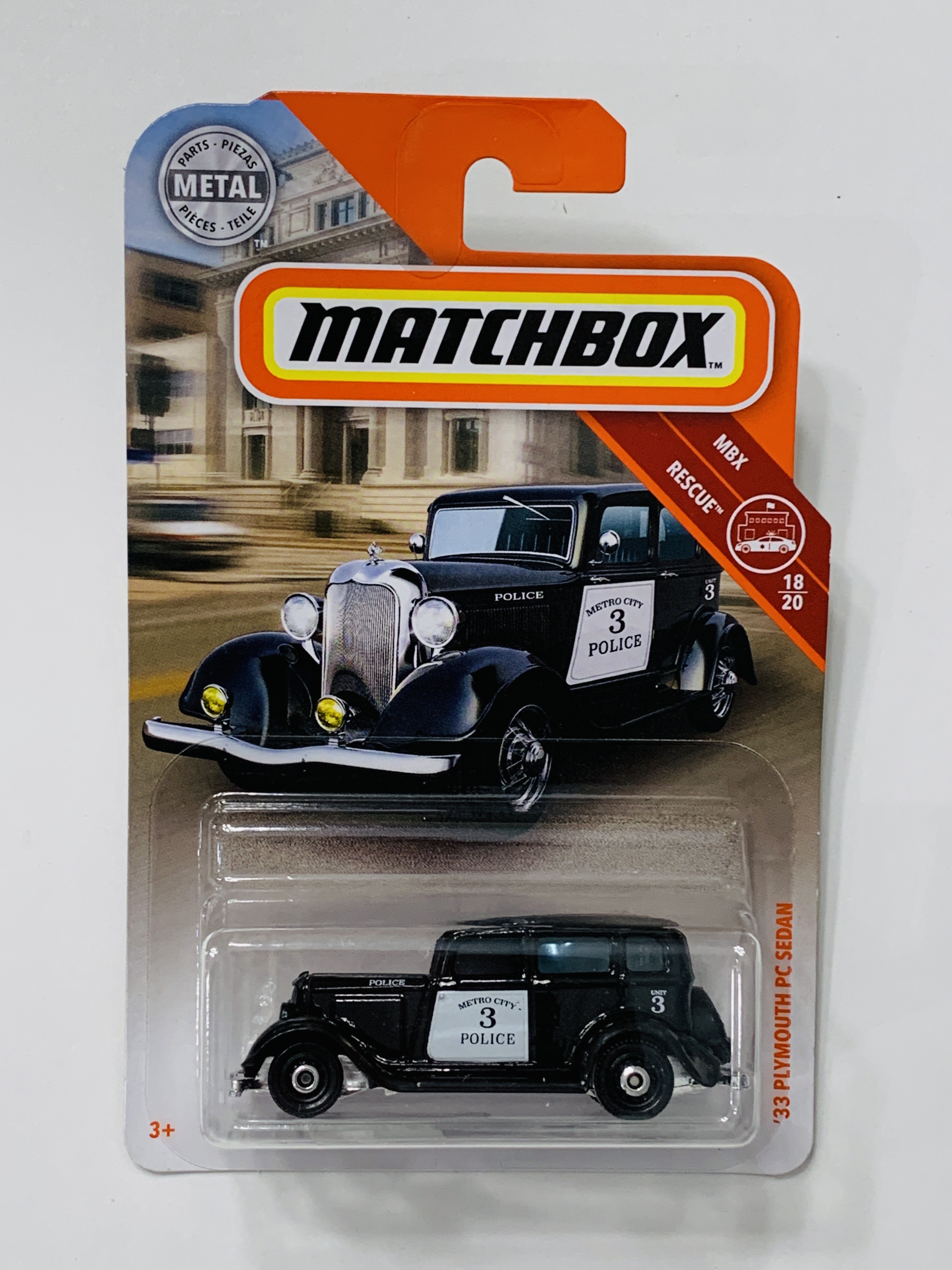 Matchbox #18 '33 Plymouth PC Sedan